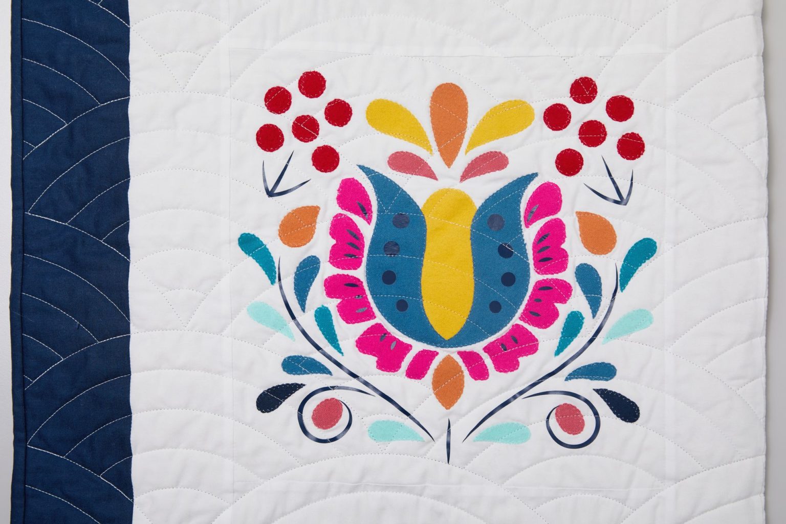 Czech quilt block — 5 ways to make with this floral block – Cricut