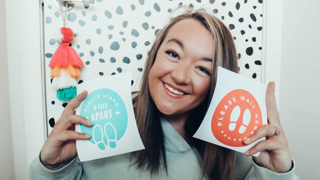 4 DIY social distancing sign ideas for the classroom – Cricut