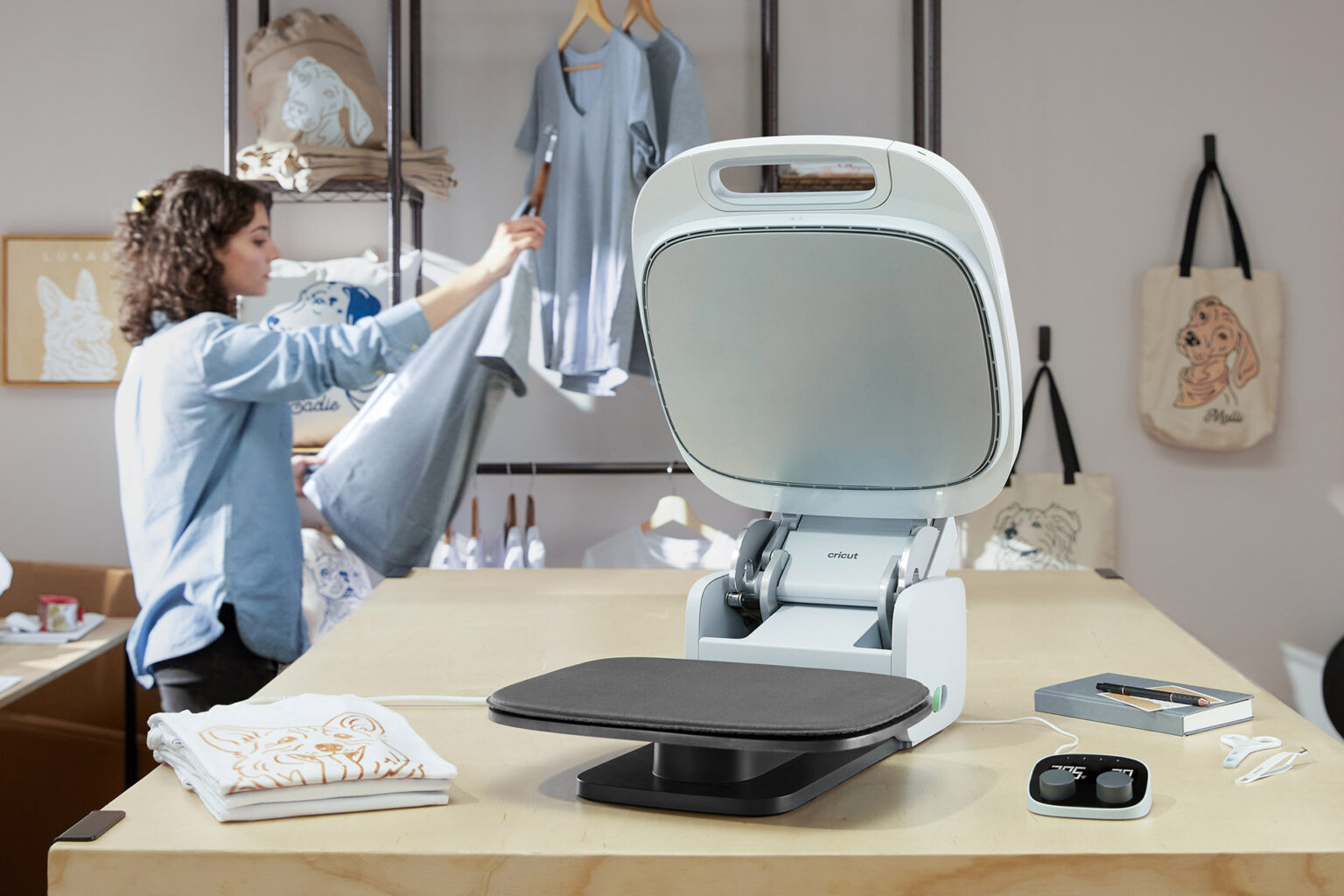 Everything you need to know about Cricut Autopress – Cricut