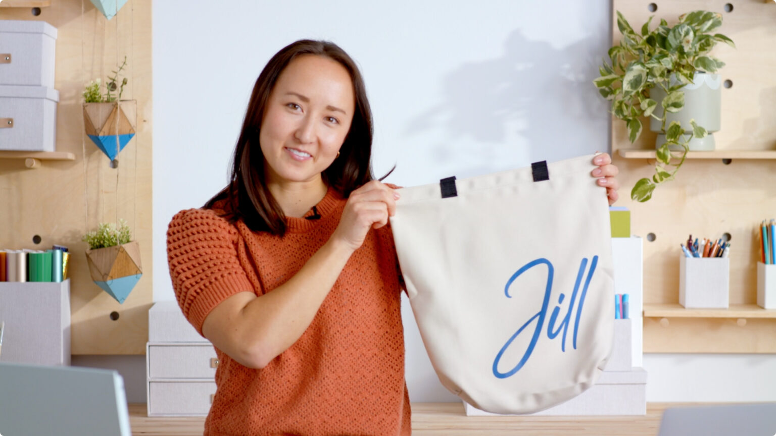 How to make custom decals with Cricut – Cricut